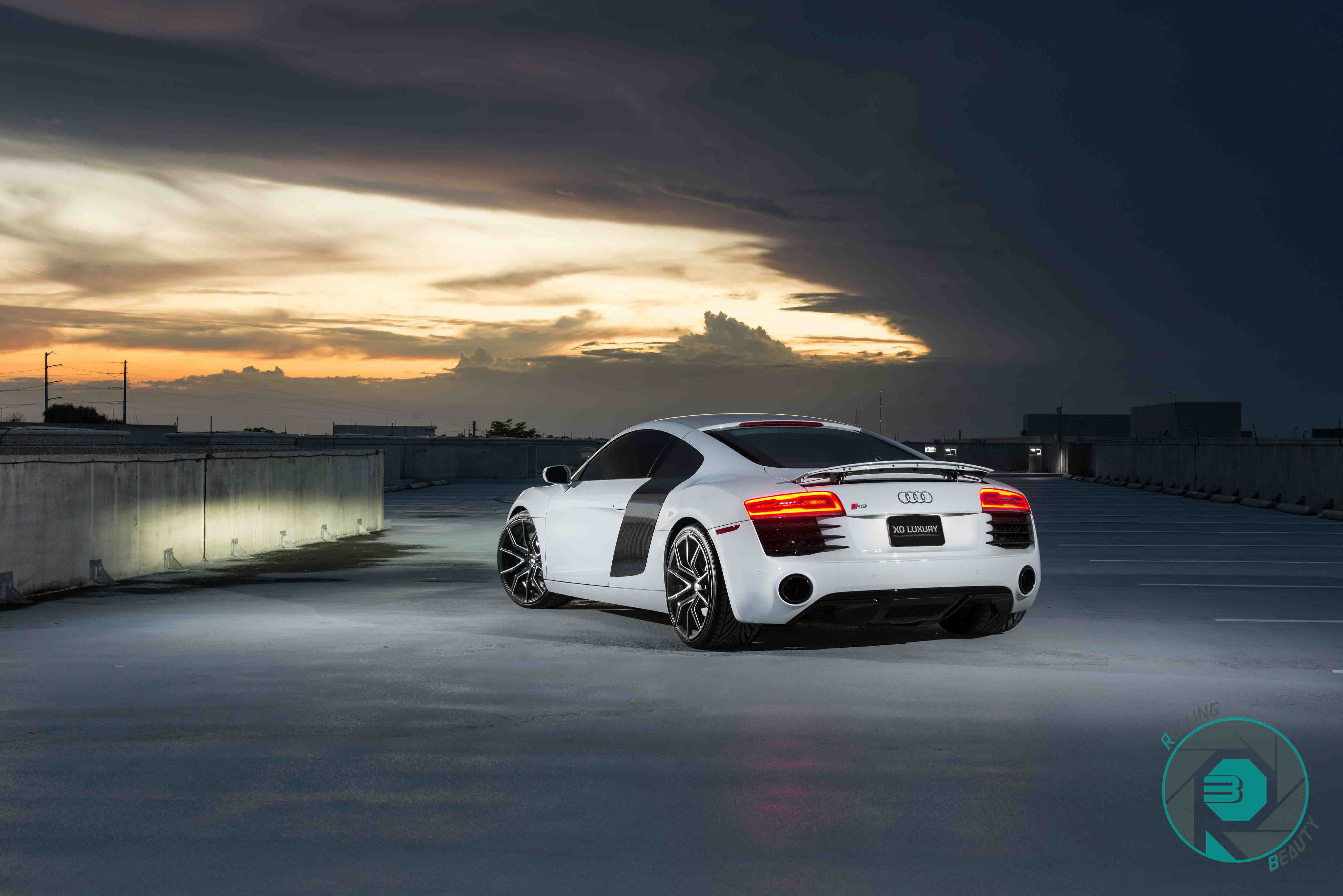 White 2014 Audi R8 – LealeRyan